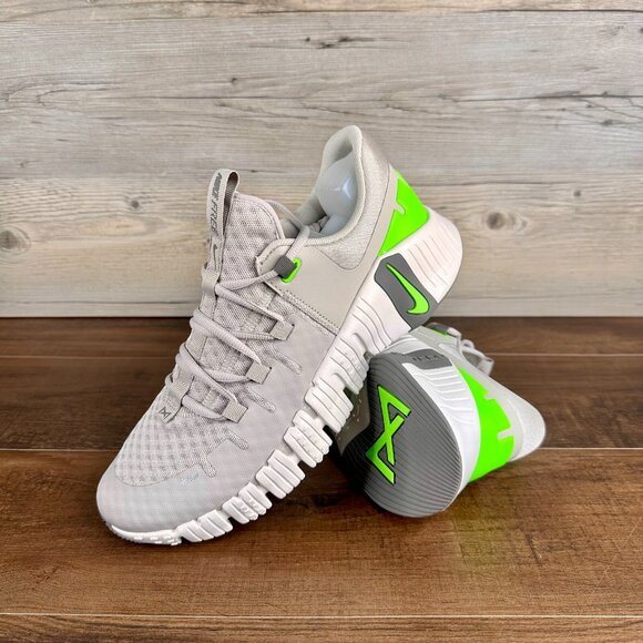 Nike | Shoes | Nike Free Metcon 5 Mens Size 2 Iron Ore Green Strike ...
